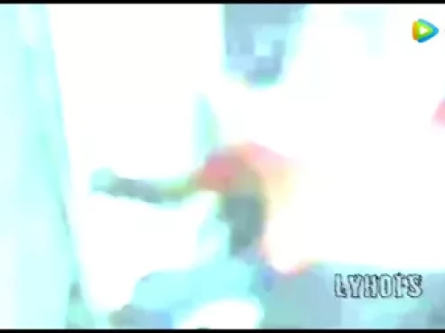 男童接受采访时被鬼上身。太真实了～灵异实录系列