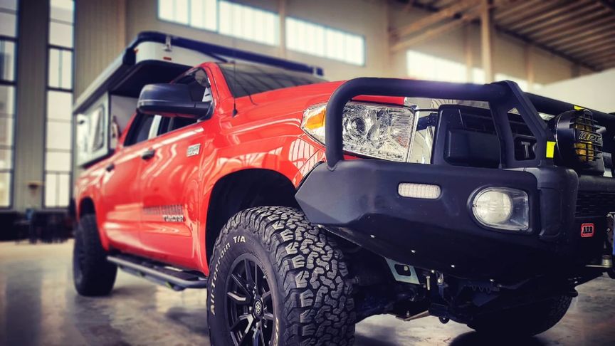 一款功能强大皮卡背驮房箱!