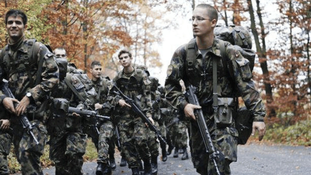 瑞士那么小,为啥两次世界大战都无人敢惹?很多人都不知道!