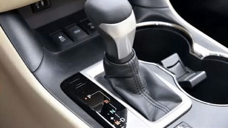 “手自一体”到底什么意思?很多人不明白只当自动挡开,太浪费了