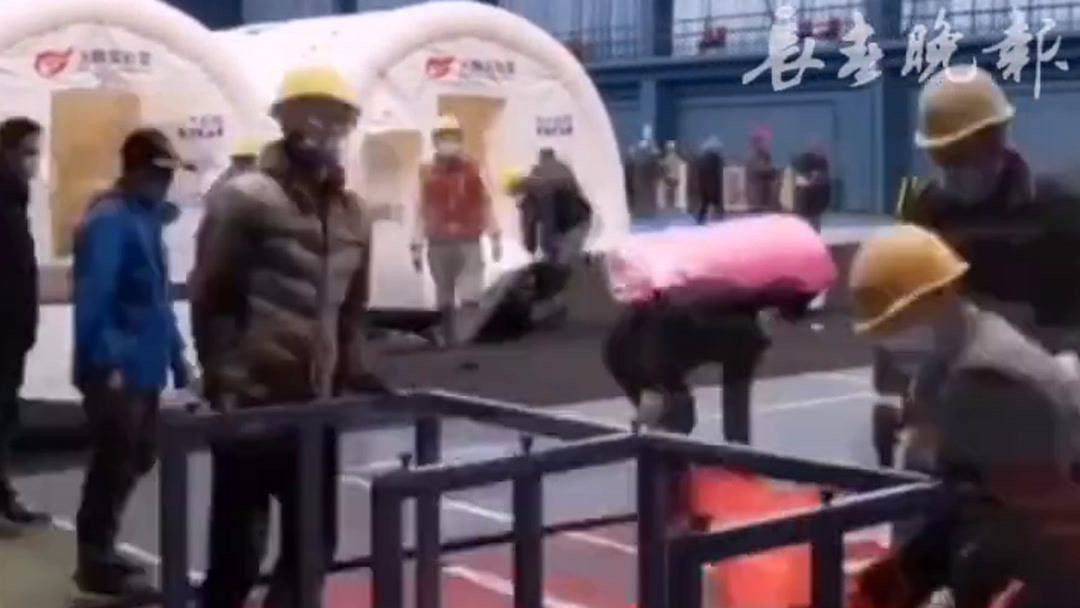 昨天,河北体育馆网球馆的“火眼”实验室(气膜版)建成投用,单日最高可...