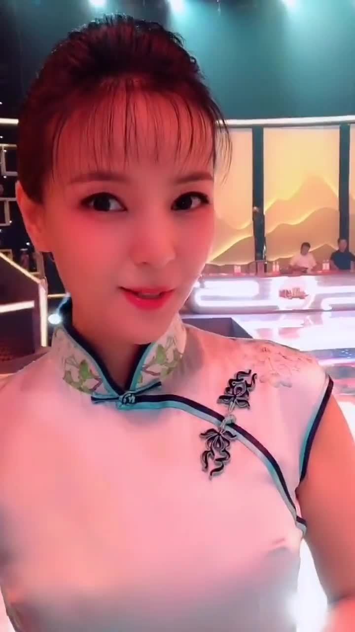 就只看了你一眼,就已确定了永远…(｡･ω･｡)