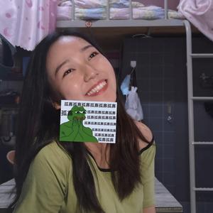 热爱生活的是噔噔吖 