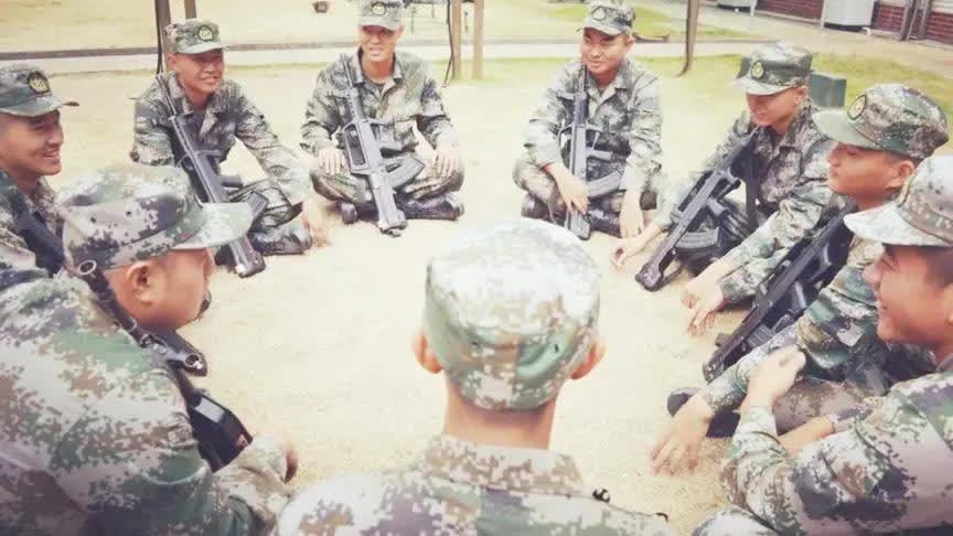 新兵入伍,俯卧撑要做多少算合格?一般人还在真达不到要求