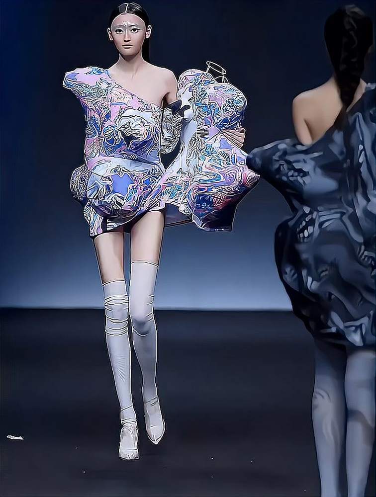 四川美术学院服装设计专业毕业秀