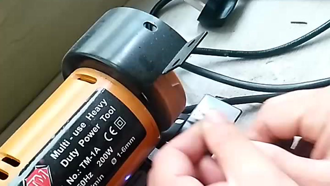 冷焊机磨钨针教学视频