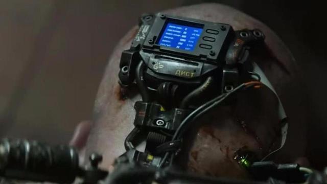 小伙身体被严重辐射, 为了活命在大脑植入芯片, 没想到功能这么强大