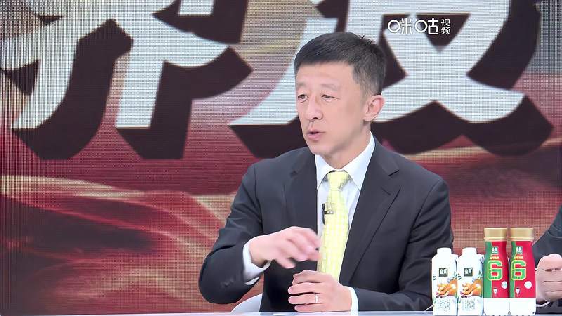 伊朗队迷惑所有对手 [坏笑]伊朗队首轮大比分输给英格兰,嘉宾刘越表示...