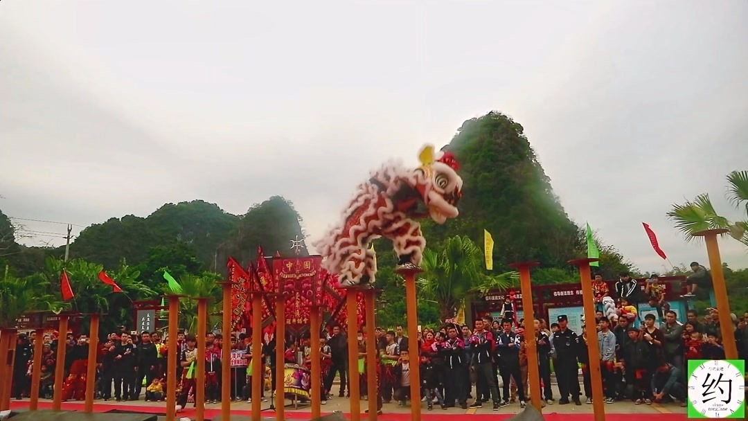 清远浸潭芦苞庆云堂醒狮队,在狮王争霸赛中初露锋芒,震撼全场