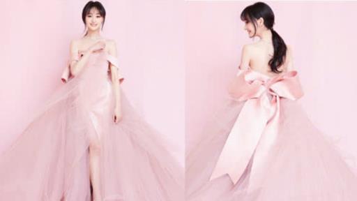 郑爽出席微博之夜一身粉裙翩然若仙,全程犹如仙女下凡