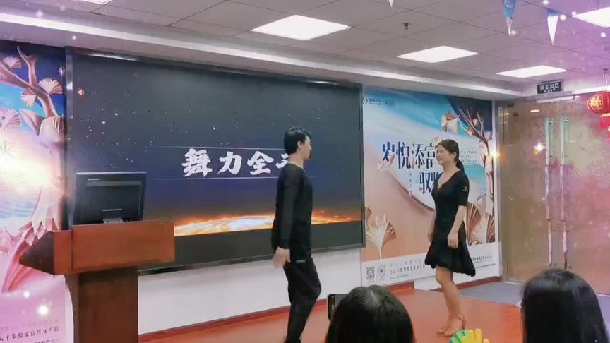 不一样的晨会,您要的新鲜感太平给您,迈出青春的脚步～