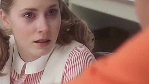 男子爱上医院的美女 立马做哈弗医学院的假简历 聘他都感觉屈才了。