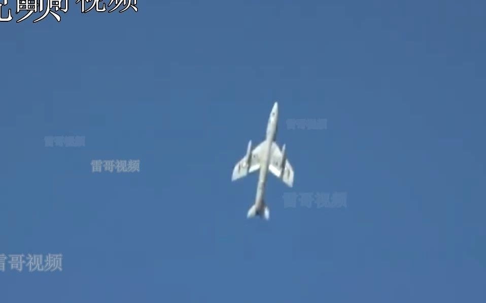 航空展上的飞行特技表演事故瞬间看好别眨眼
