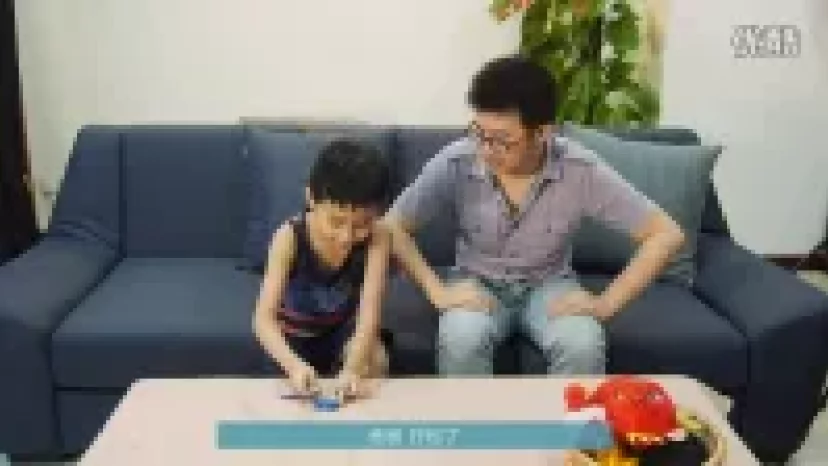 华为儿童手表如何安装SIM卡