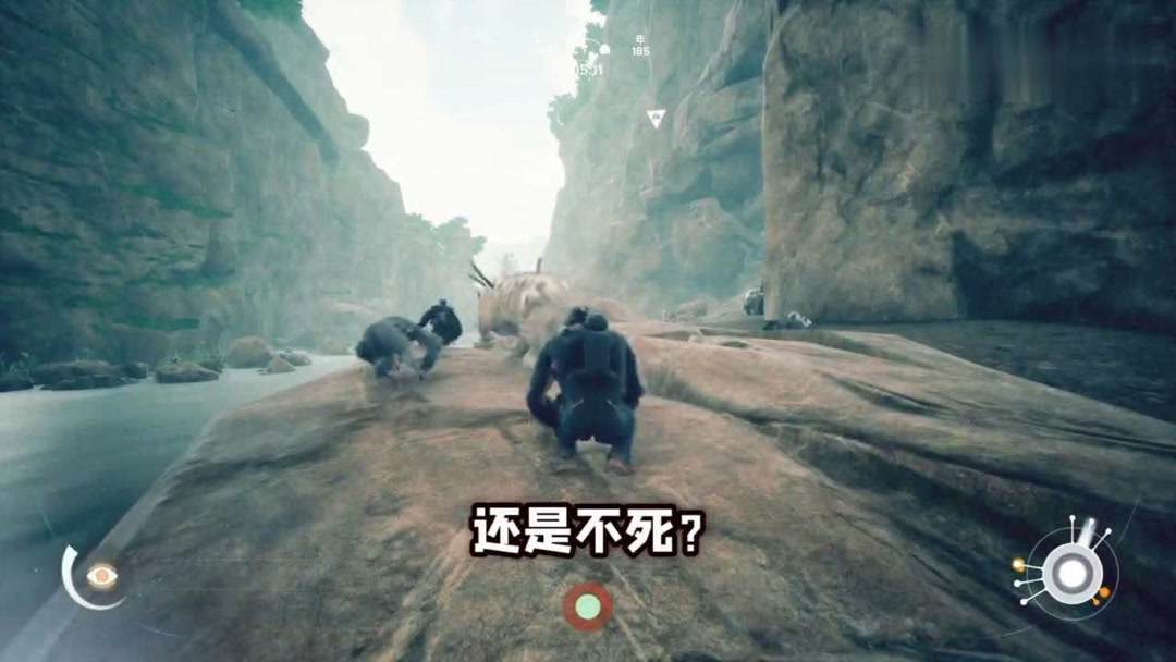 狒狒模拟器:白色剑齿虎和水獭交战,居然能打成平手,还要我帮忙