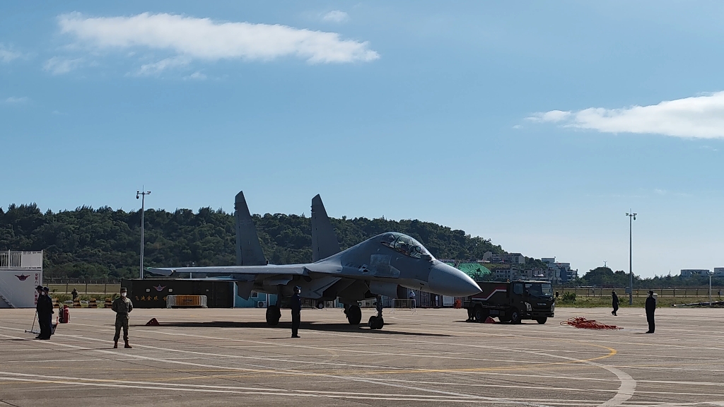 2022珠海航展,名场面——16姬准备起飞