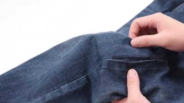 上班衣服开裂怎么办?学会这招,无需针线也能化解尴尬