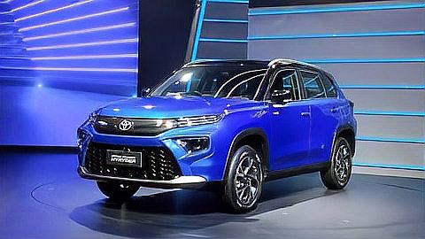 丰田全新“城市巡洋舰”!酷似凌的小SUV,1.5油电混动主打低端