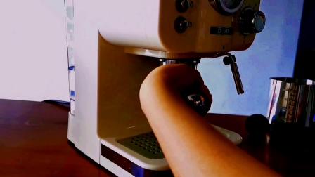 半自动咖啡机演示视频