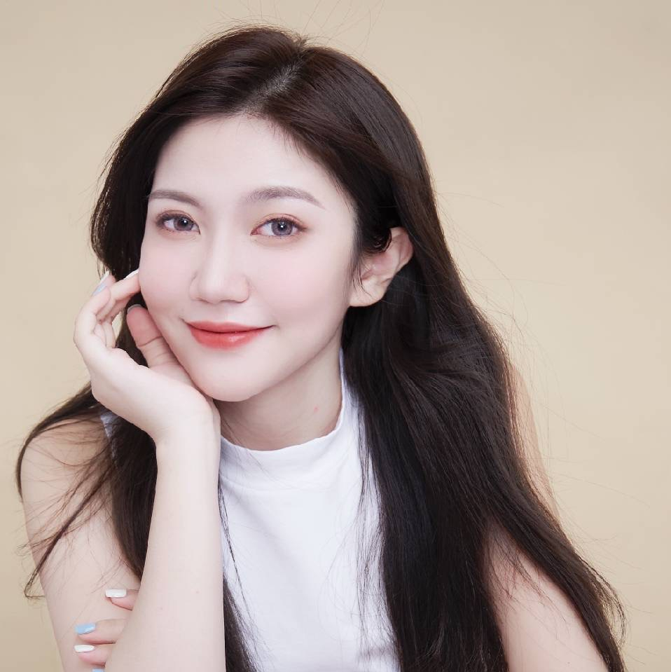 塔罗疗愈小师姐 