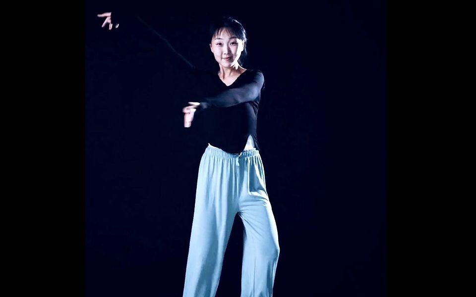 舞蹈就是落在我生命里的一束光!