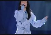 张碧晨带最新单曲《隐隐作秀》上快本,果然是实力唱将!