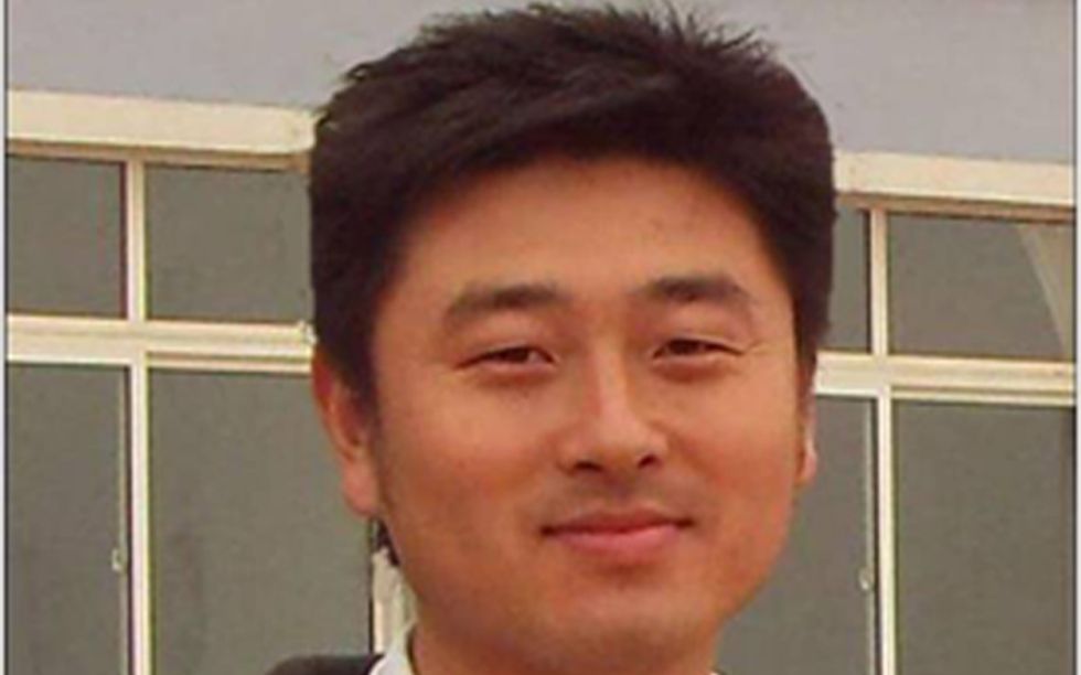 绥中县沙河镇九年一贯制学校 沈文强 初中美术 《有趣的夸张》
