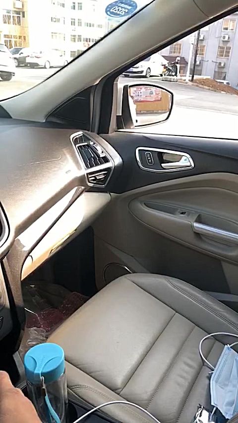 翼虎倒车后视镜下翻功能全网首发
