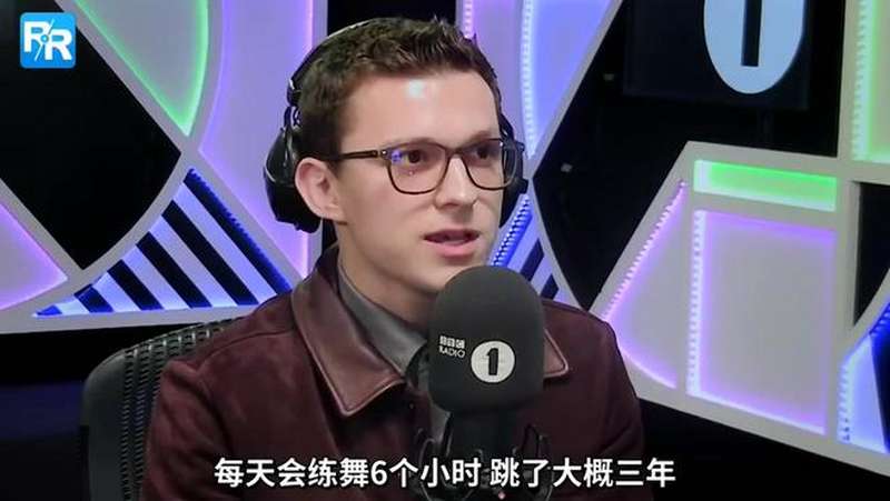 荷兰弟经常从片场偷拿东西?漫威在提刀赶来…