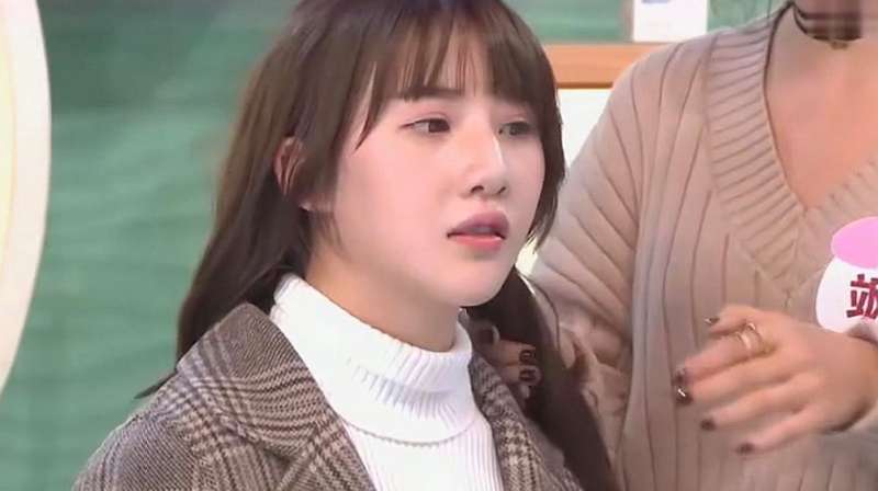 如何正确佩戴贝雷帽,看美妆专家怎么做,有刘海也超美的!