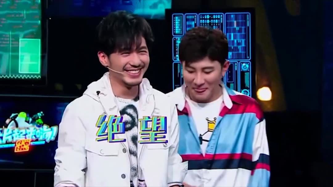 白宇模仿狗狗打针,直言:为什么护士变容嬷嬷!明星模仿动物合集