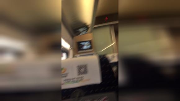 时速255公里的动车的稳定性