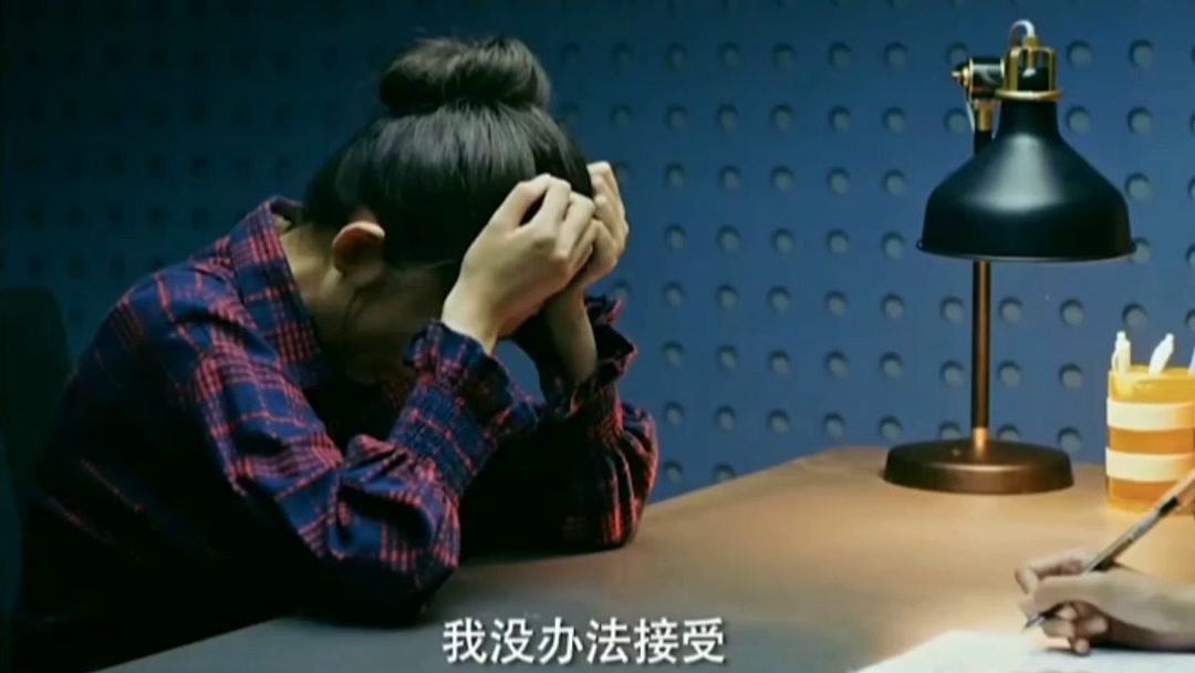 电视剧《罪案心理小组X》:双重人格案,嫉妒别人抢走爱慕者,竟利用...