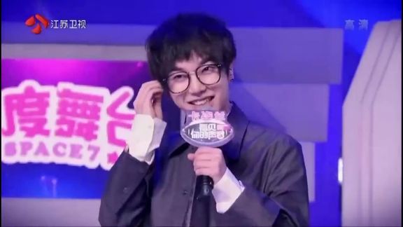 看见你的声音:华晨宇和粉丝同台,合唱我管你,火星人太幸福了!