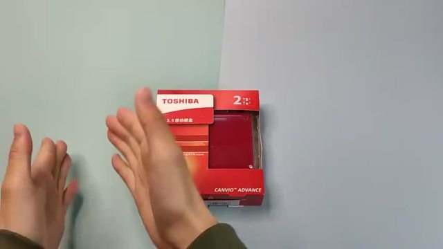 移动硬盘这么便宜了?东芝V9开箱:2TB才卖400?