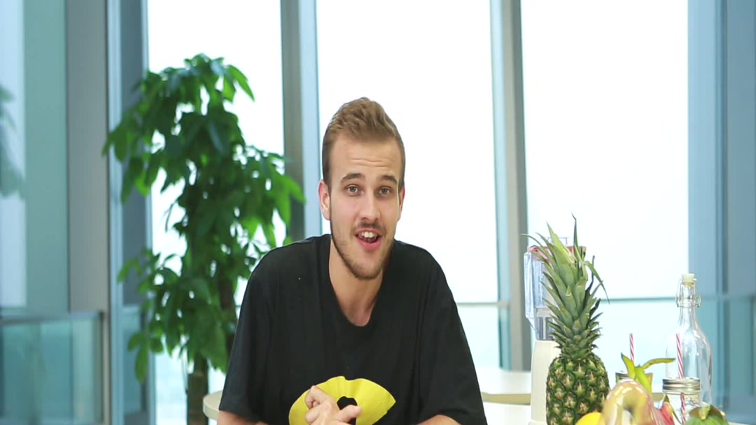 SK少儿英语栏目Let Me Try 之美味果汁