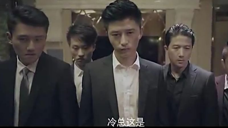 真正的黑帮打架,二话不说就是干 刀刀致命