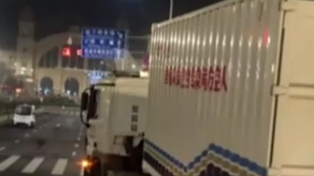 广东派出移动P3实验室 驰援湖北