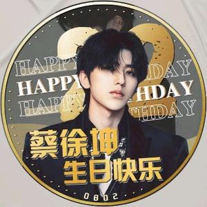 月亮上的一枚小仙女 