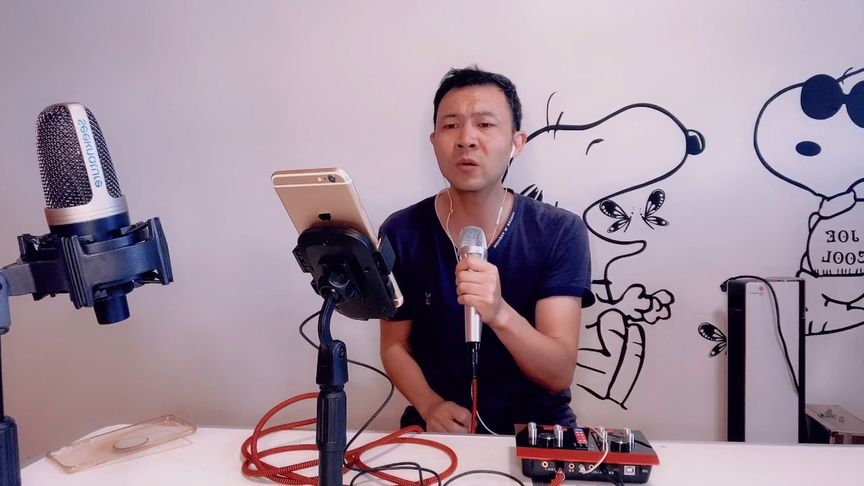 测试手机声卡的电音效果,感觉电力十足,适合我这种不会唱歌的