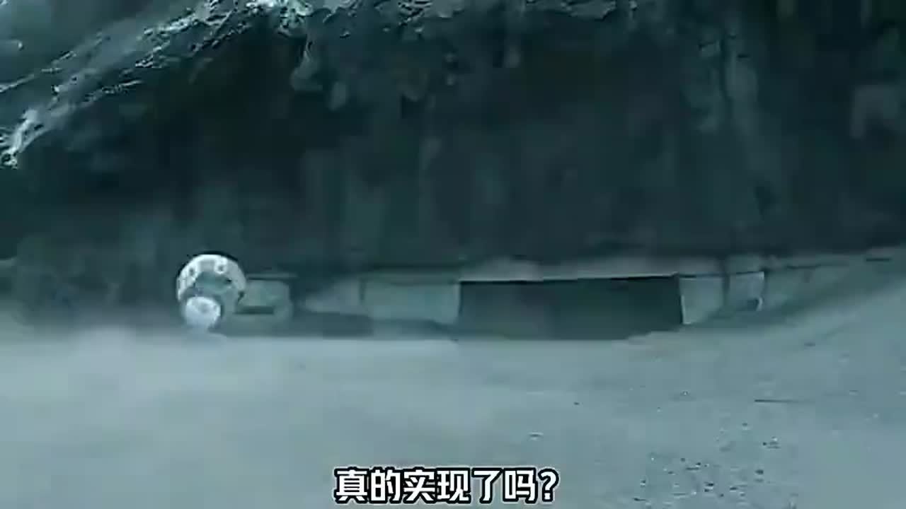 国产蜂群无人机,无GPS避障,未来世界...