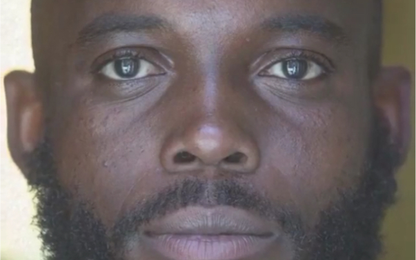 中文字幕「为什么是我」美国残疾运动员利珀动人演讲,400米曾跑44秒...