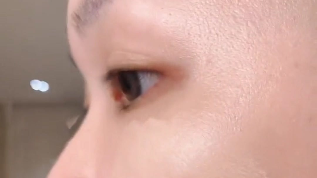粉底液怎么正确上妆教程