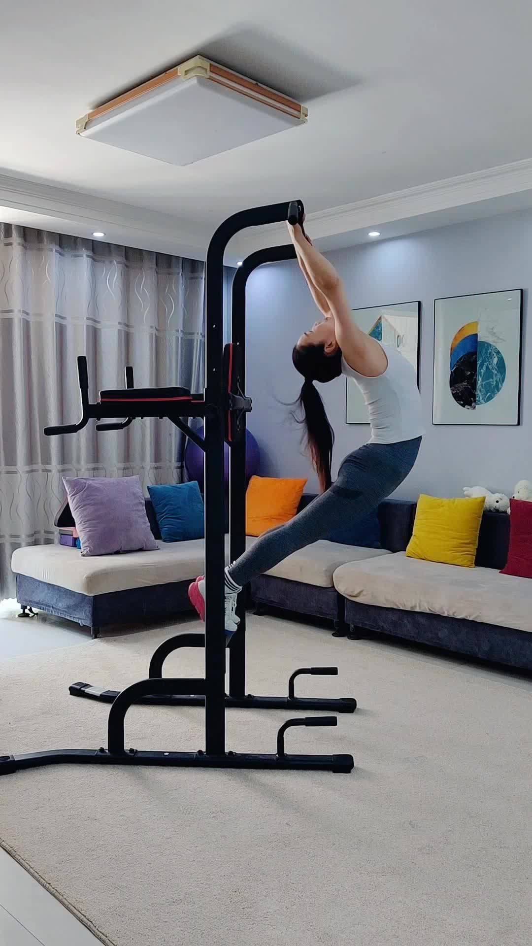 家庭版健身器材,没有时间去健身房,家里餐厅,客厅都可以,年轻健康的...