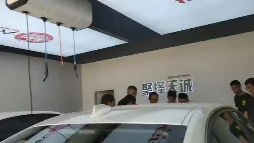 质量和专业在未来一定是王者!#汽车美容 #专业汽车美容