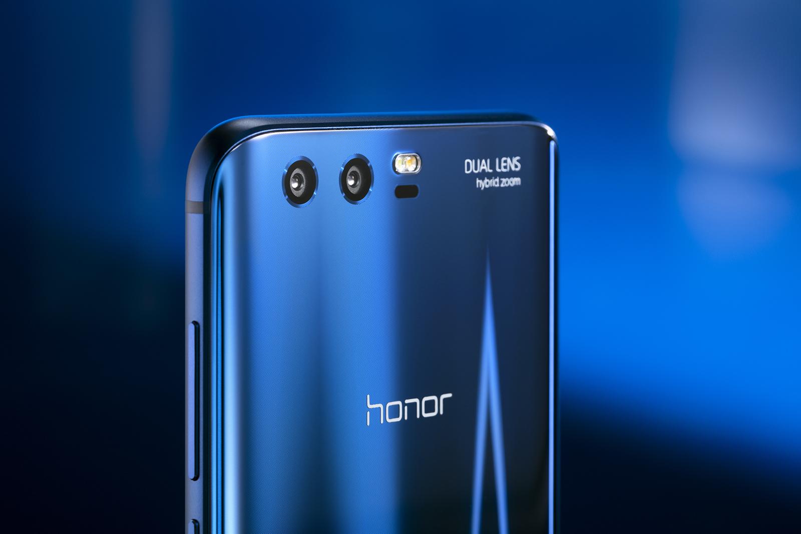 华为荣耀再发新机战小米,苹果商店将支持微信支付