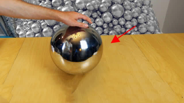 当四维的球进入三维世界,看起来该是啥样子?看完就知道了