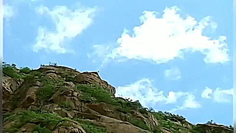 还珠格格尔泰怀疑西藏公主是小燕子失散的姐妹, 接下来精彩