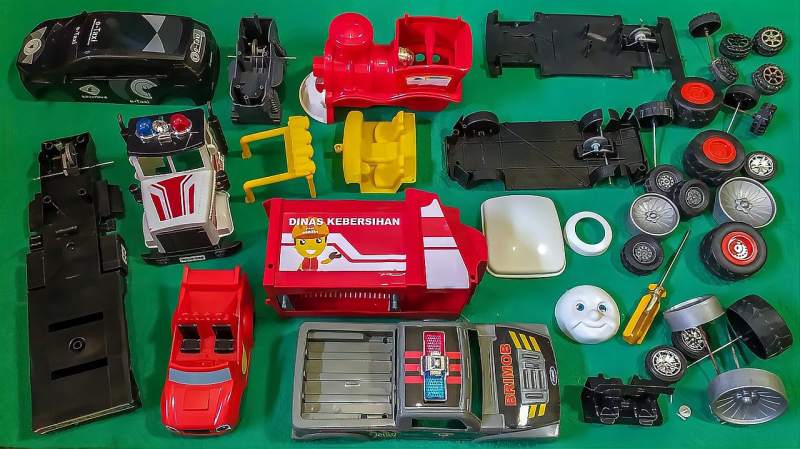 消防车、警车、火车、商务车,儿童玩具车模型,汽车玩具组装教程