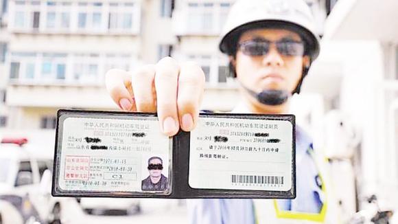 大家买车都买自动挡,可驾照为什么要学C1本?